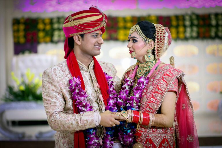 Best Pati Patni Status in Marathi: पती पत्नी स्टेटस मराठी मध्ये - Pati ...